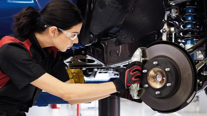 Elgin Toyota - IllinoisCarDealers.net